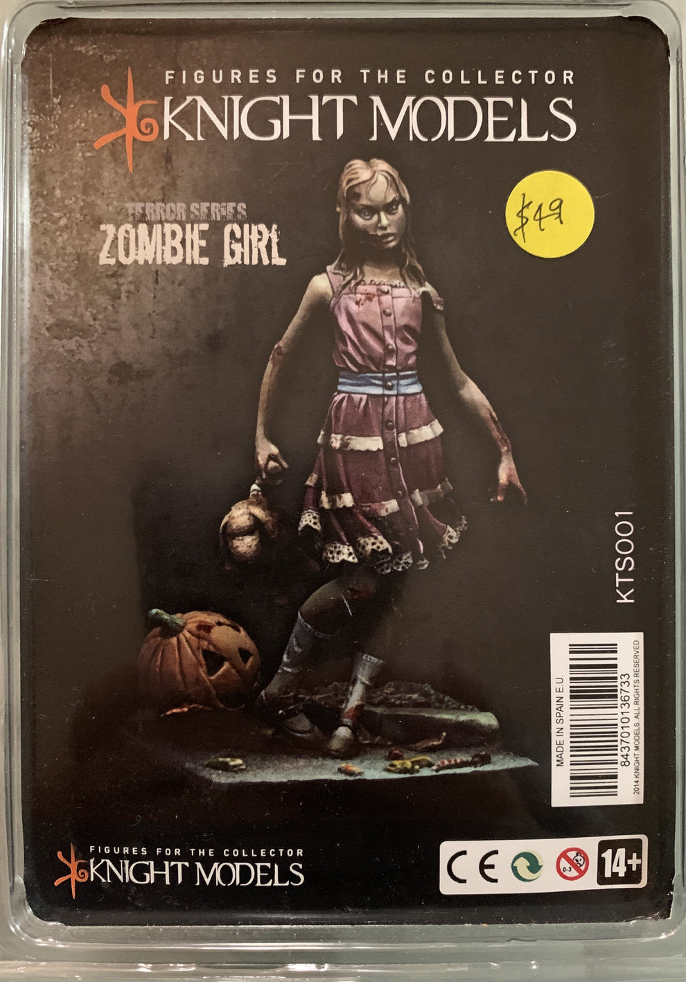 [T04] Knight Models 1/35 Zombie Girl – Sprue Finders